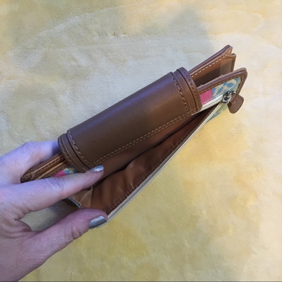 Relic | Bags | Relic Wallet | Poshmark